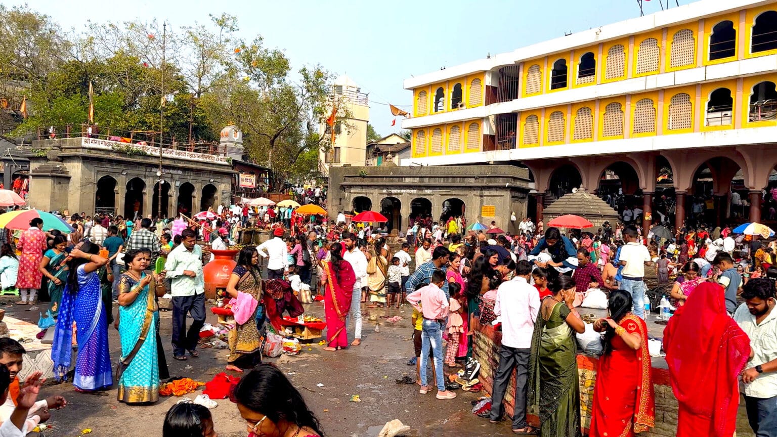 Ramkund Nashik: Shriram's bathing ghat on the banks of the Godavari!